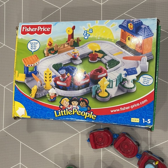 Fisher-Price | Toys | Vintage 202 Little People Fun Sounds Train ...